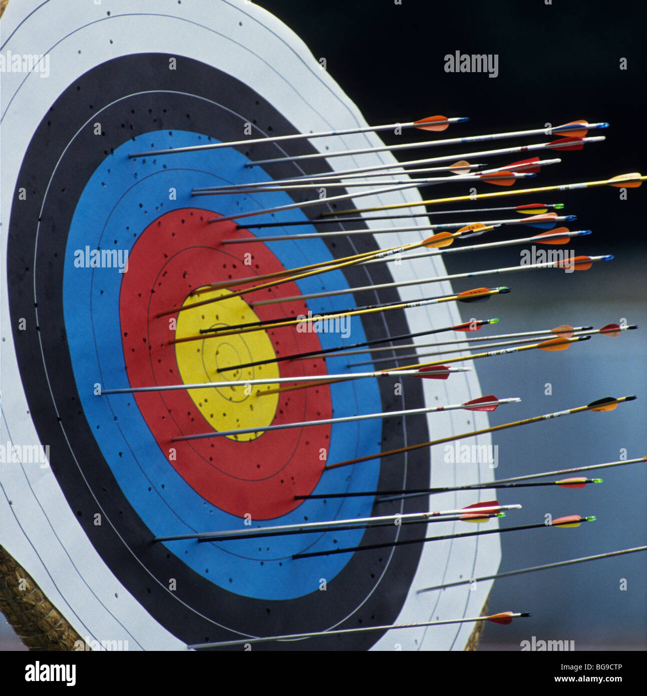 Close up of an archery target Stock Photo - Alamy