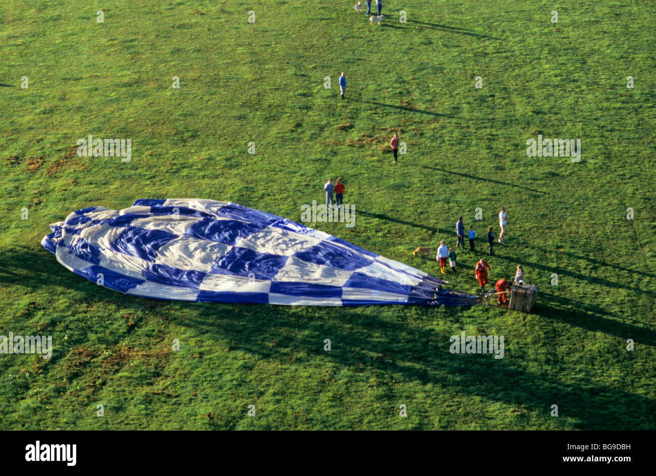 Deflated hot air balloon hi-res stock photography and images - Alamy