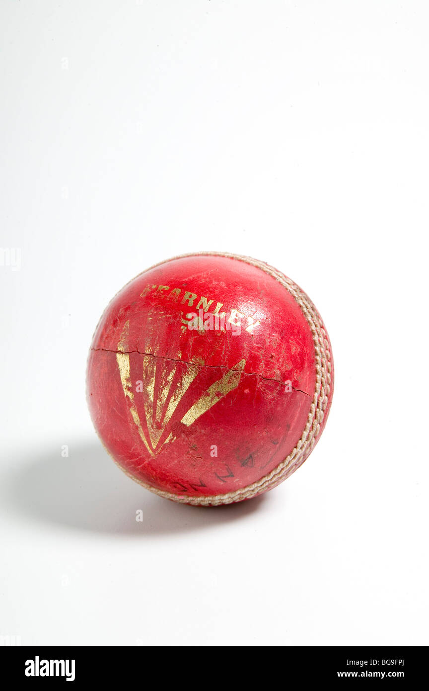 Shiny cricket ball hi-res stock photography and images - Alamy