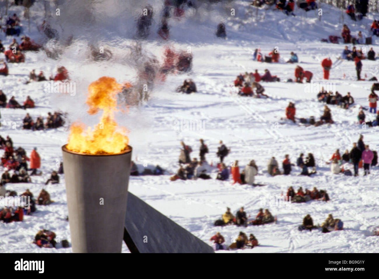 Olympic crowd hi-res stock photography and images - Alamy