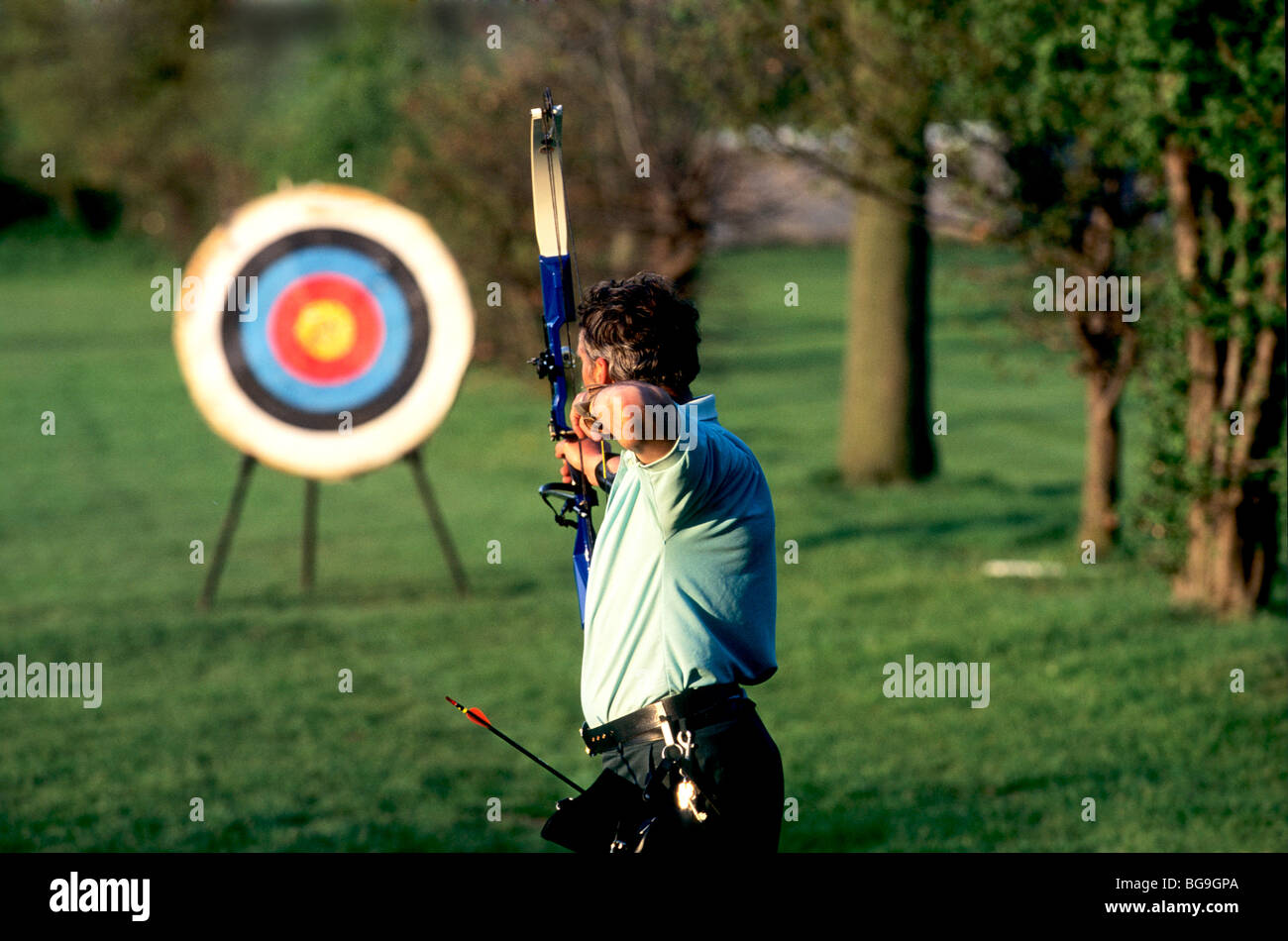 Male archer hi-res stock photography and images - Alamy