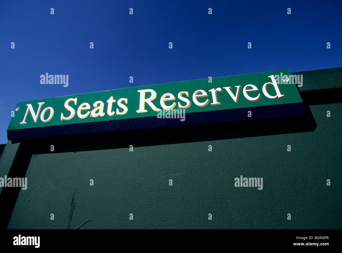 Tennis stand seats hi-res stock photography and images - Alamy