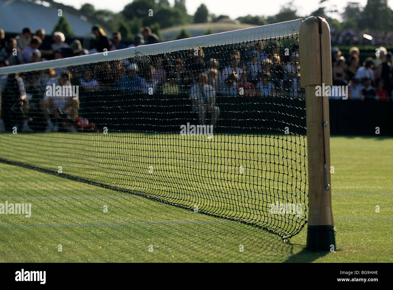Tennis post and net Stock Photo - Alamy