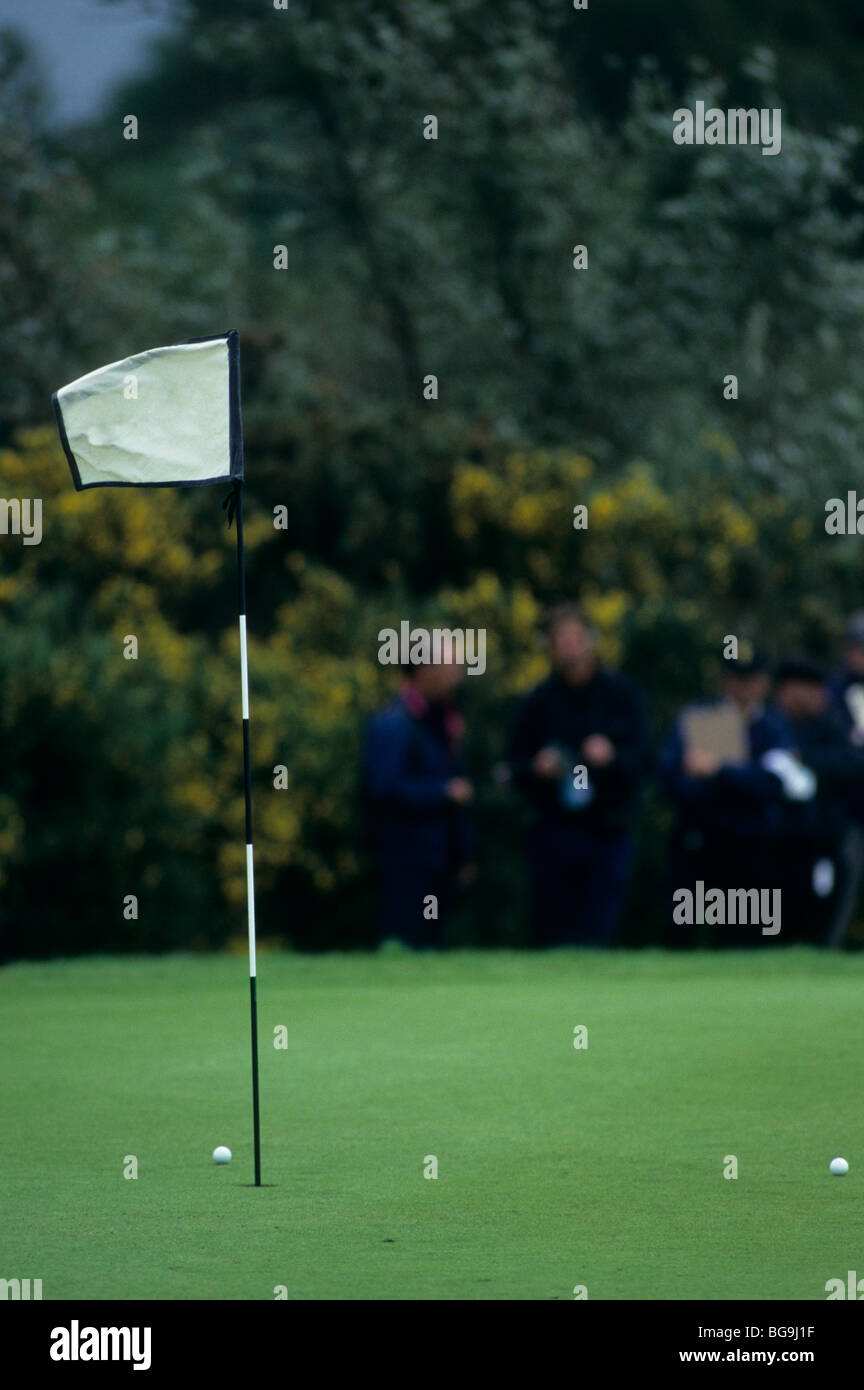 Group of players on a golf course hi-res stock photography and images ...