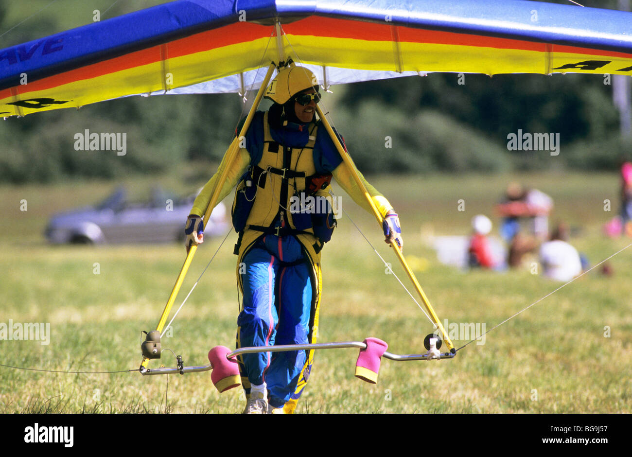 Hang glider on the ground Stock Photo - Alamy