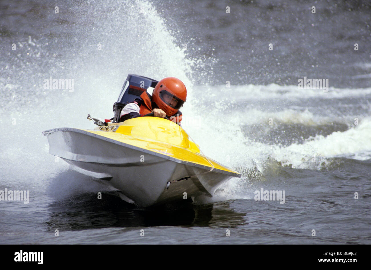 Single Engine Powerboat makes a turn in single-pilot race Stock Photo ...
