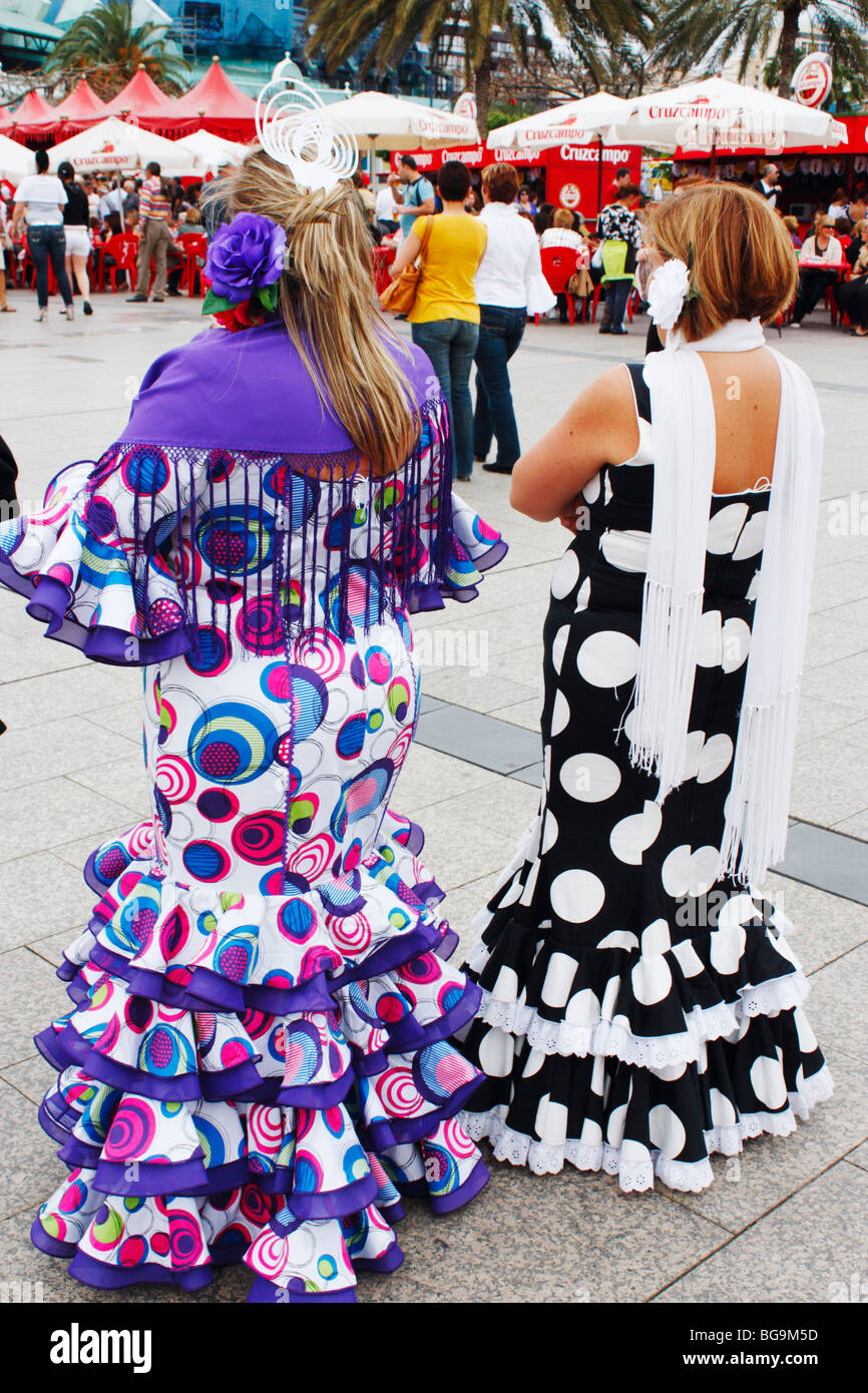 Women in colourful dresses High Resolution Stock Photography and Images ...