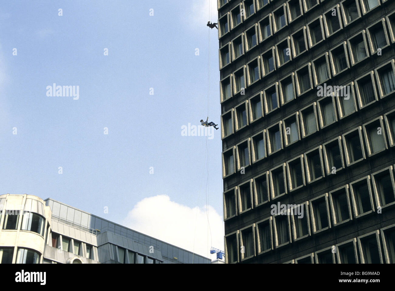 Three people abseiling hi-res stock photography and images - Alamy