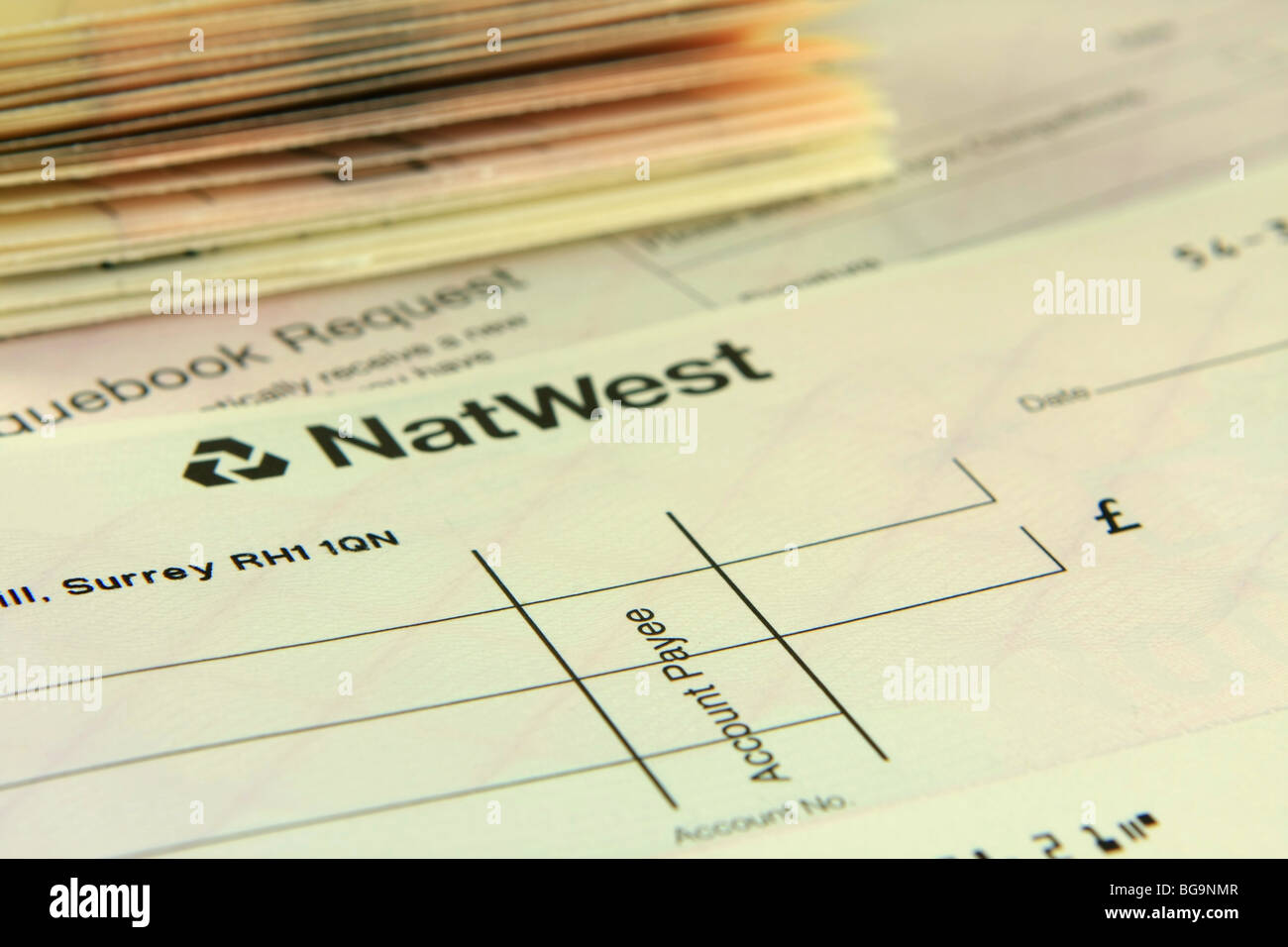 Cheque book hi-res stock photography and images - Alamy