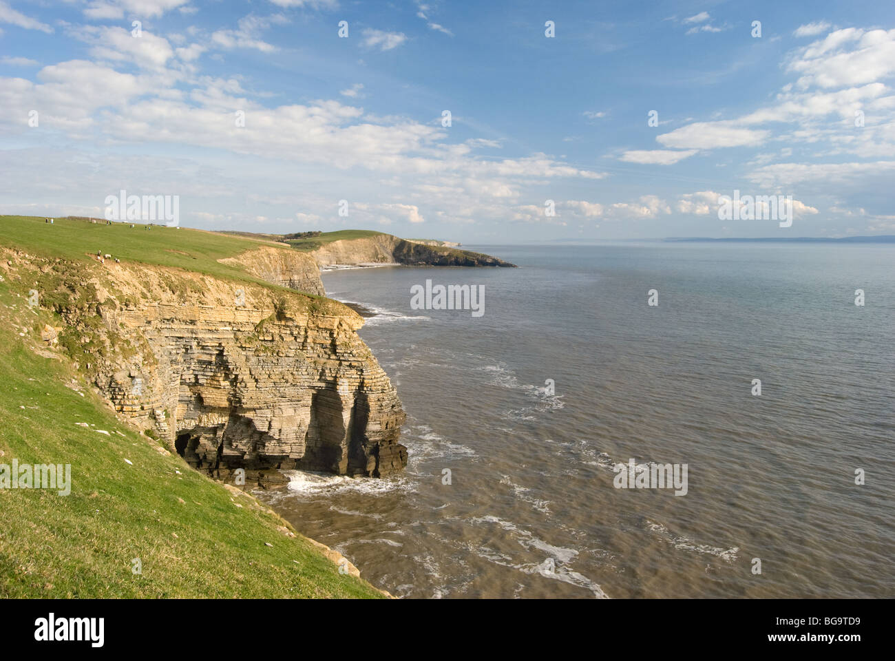 Cliffs at Southerndown, South wales Stock Photo - Alamy