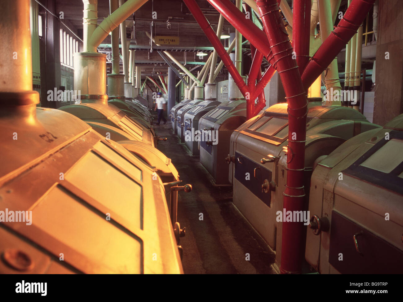 Flour mill factory hi-res stock photography and images - Alamy