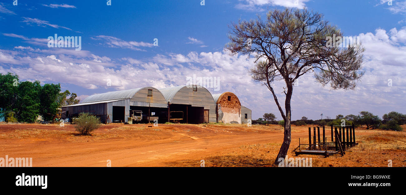 Buildings, sheep station, outback Western Australia Stock Photo - Alamy