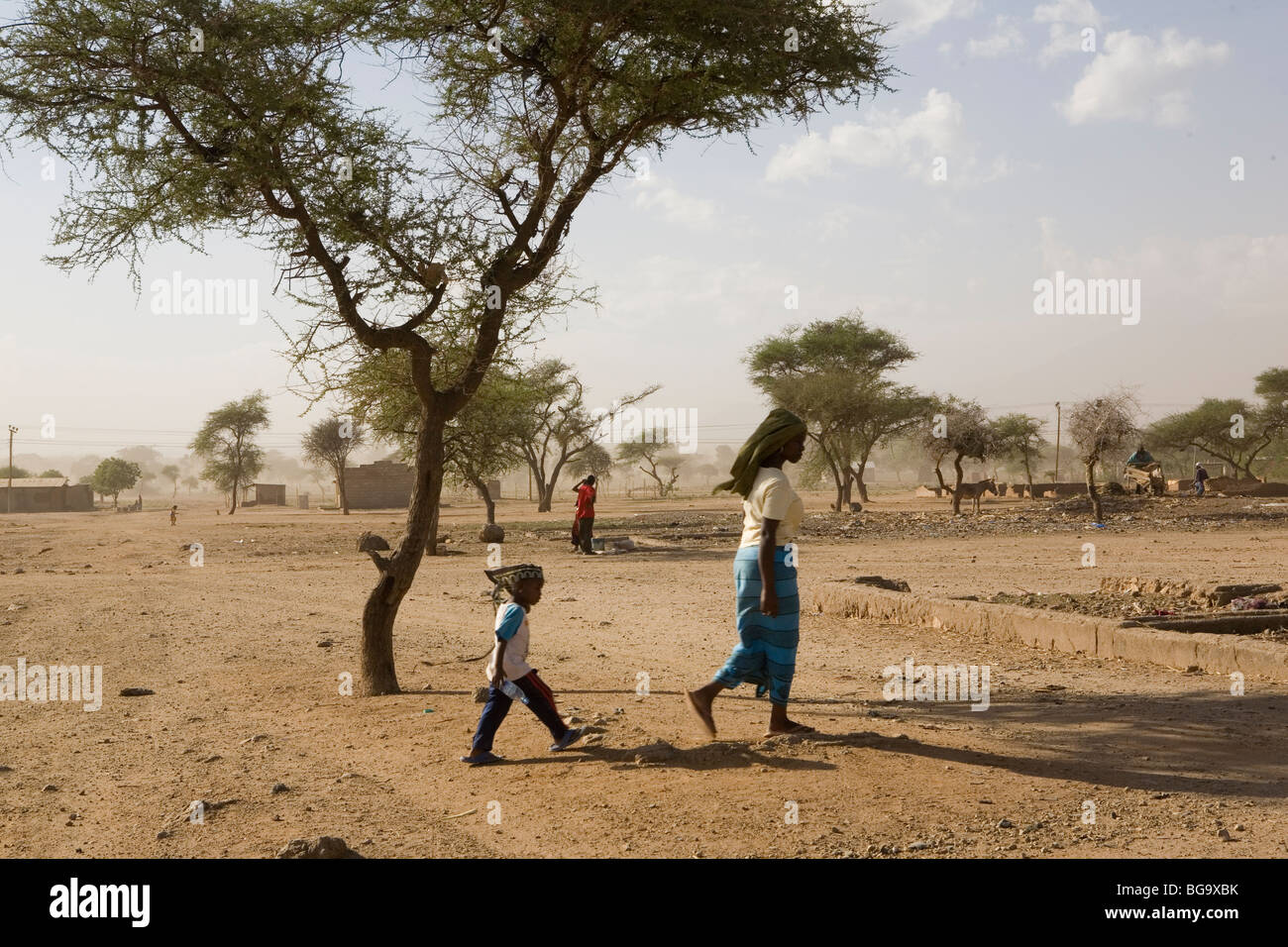 Dusty africa plain hi-res stock photography and images - Alamy