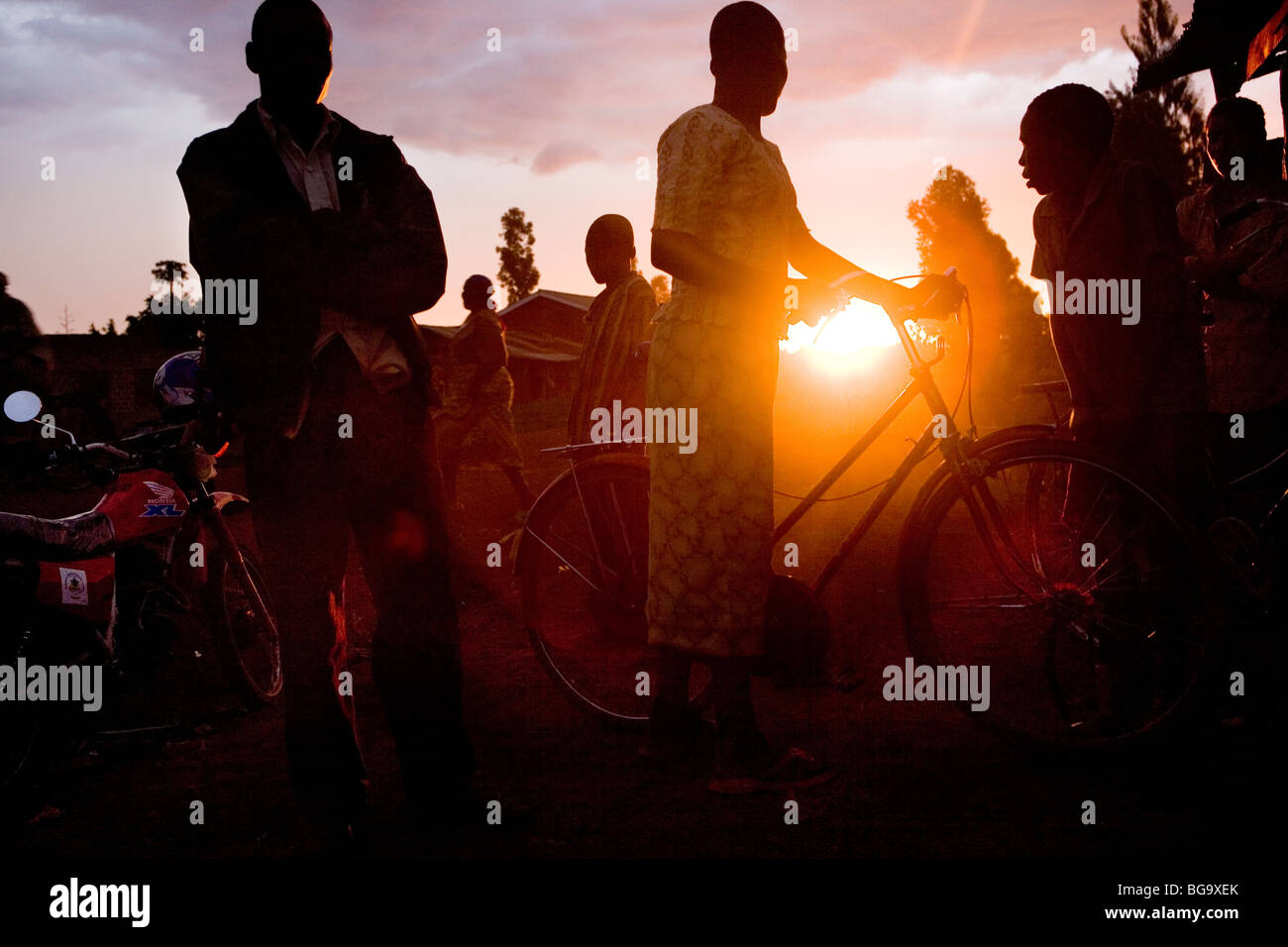 African village with sunset hi-res stock photography and images - Alamy
