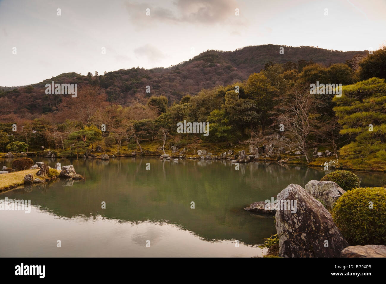 Sogen Pond at Tenryu-ji Temple in Arashiyama district, Kyoto, Japan ...