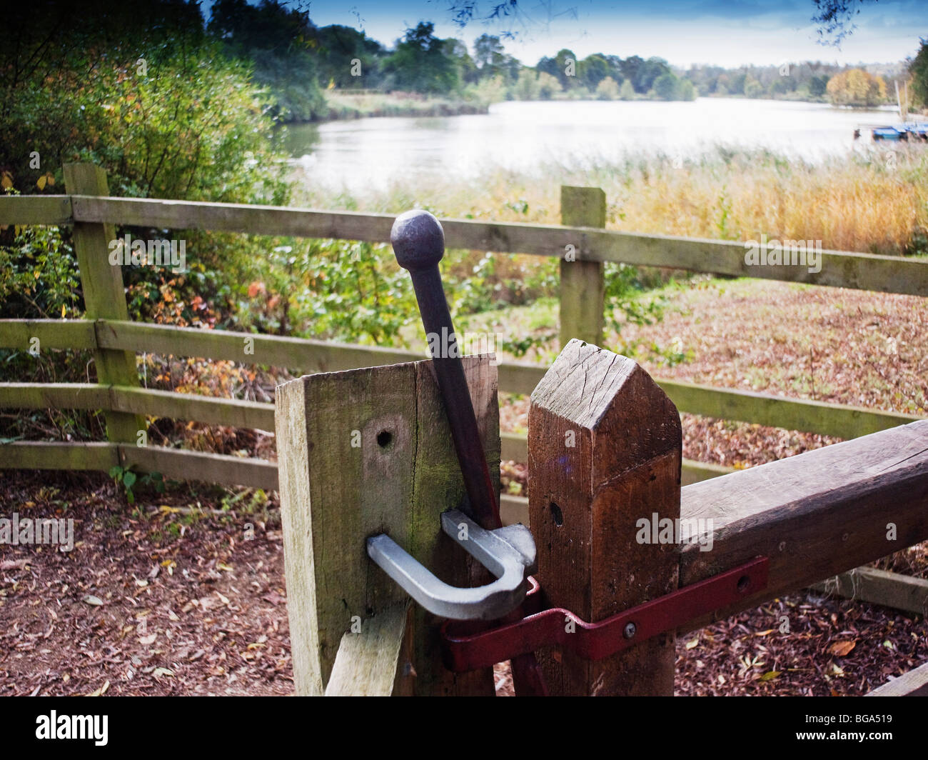 A gate on a footpath Stock Photo - Alamy