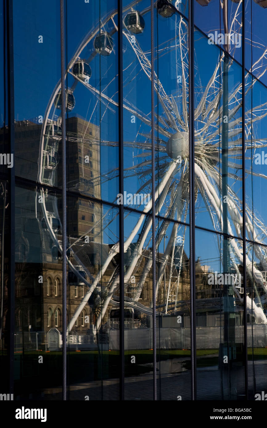 Big Wheel reflection in the MIMA building in Middlesbrough, Teesside ...