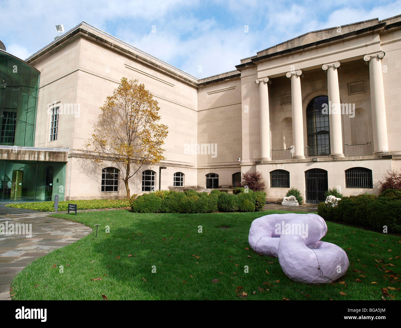 The palladian facade to the Baltimore Museum of Art Stock Photo - Alamy