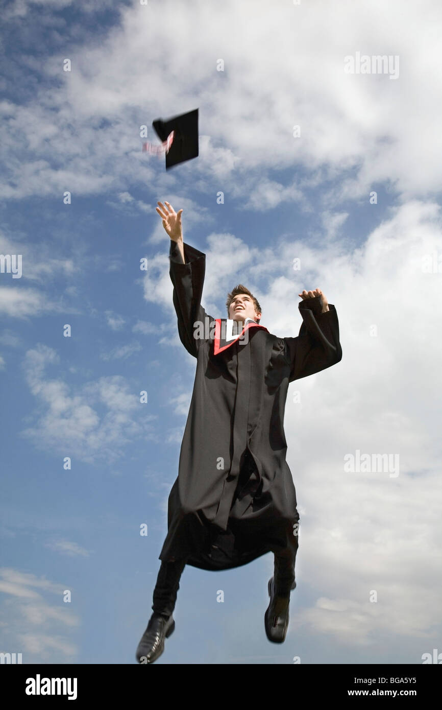 Graduates jumping hi-res stock photography and images - Alamy
