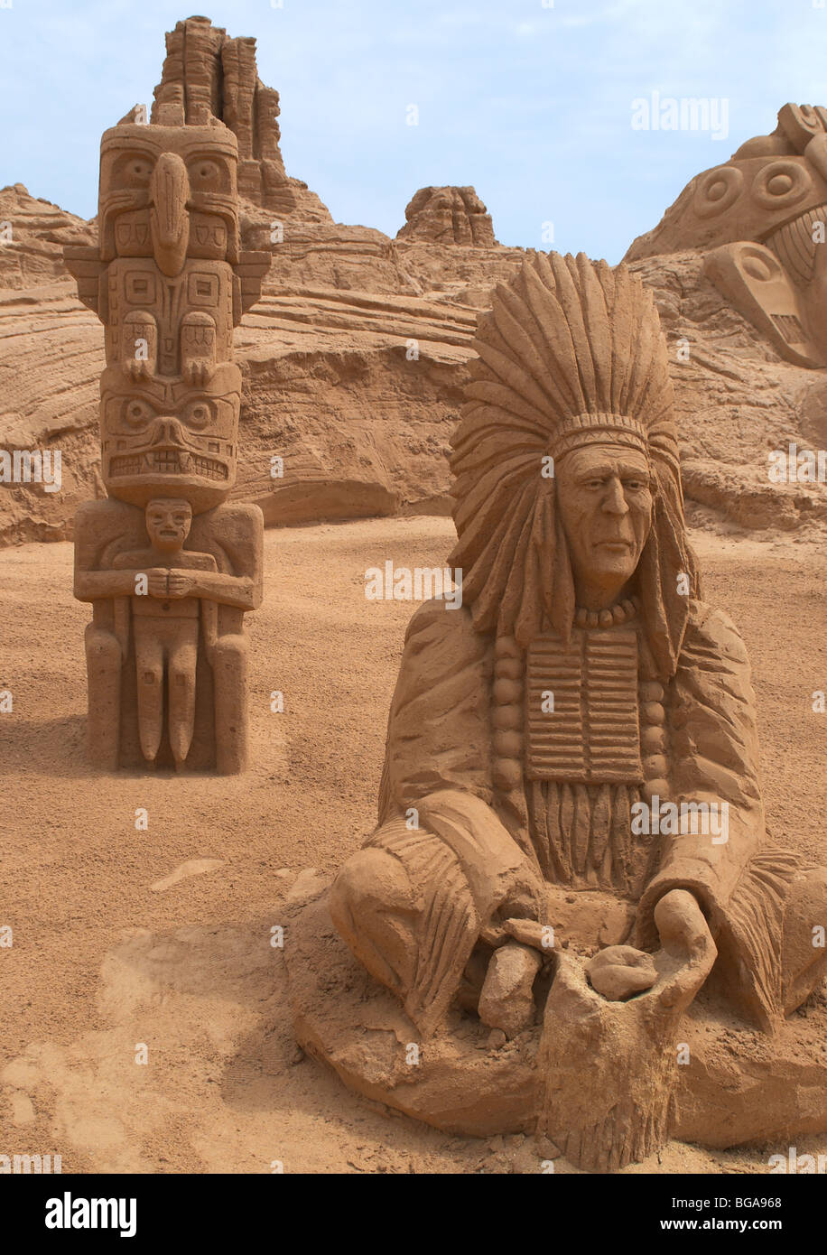 sand sculpture of a Native American Stock Photo - Alamy