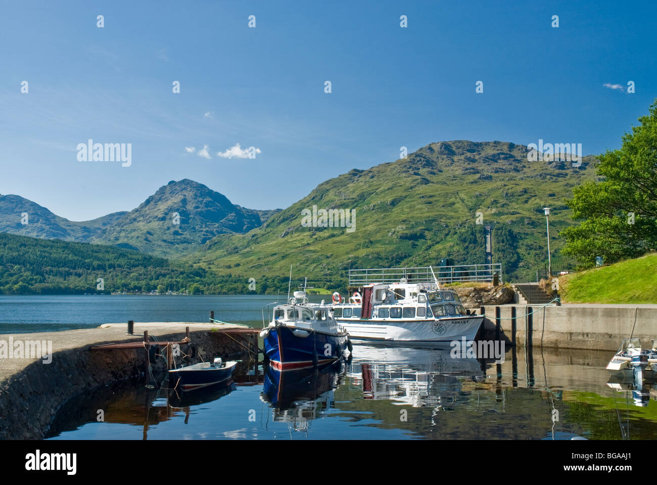 Inversnaid hotel hi-res stock photography and images - Alamy