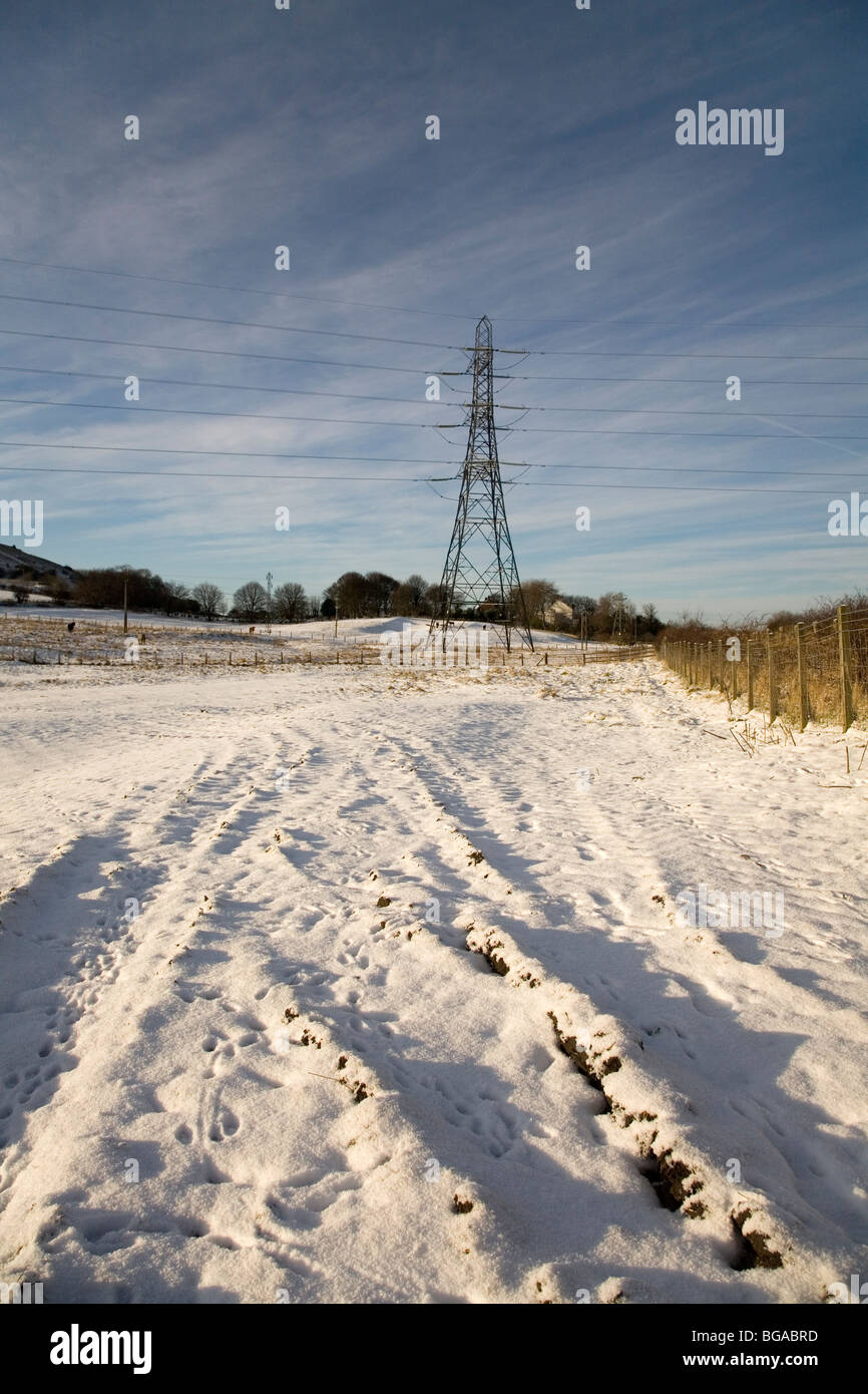 Icy cables hi-res stock photography and images - Alamy