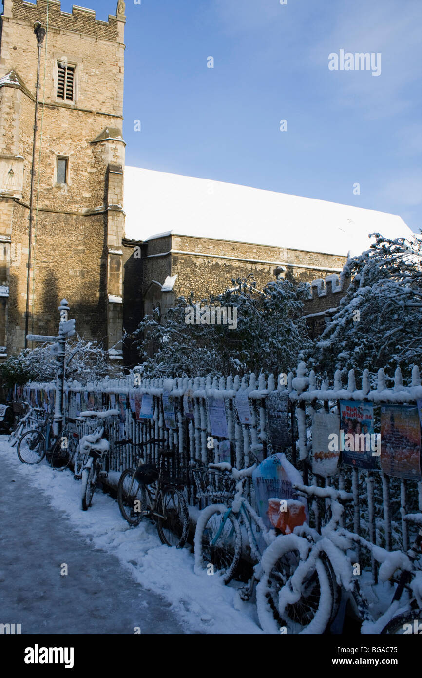 cycles winter snow cambridge city centre cambridgeshire england uk gb ...