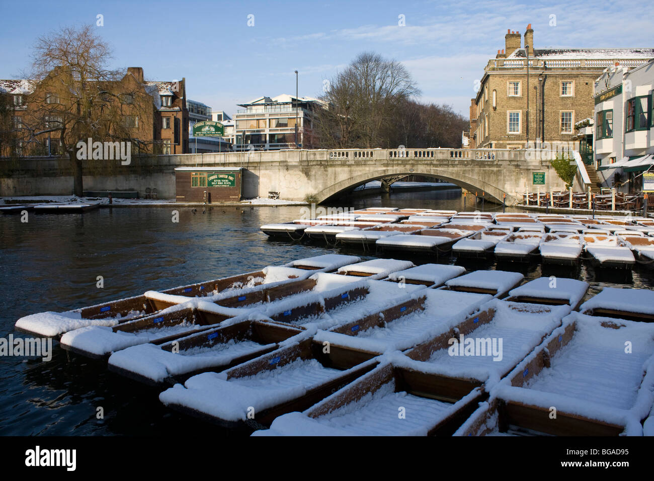 Cambridge winter hi-res stock photography and images - Alamy