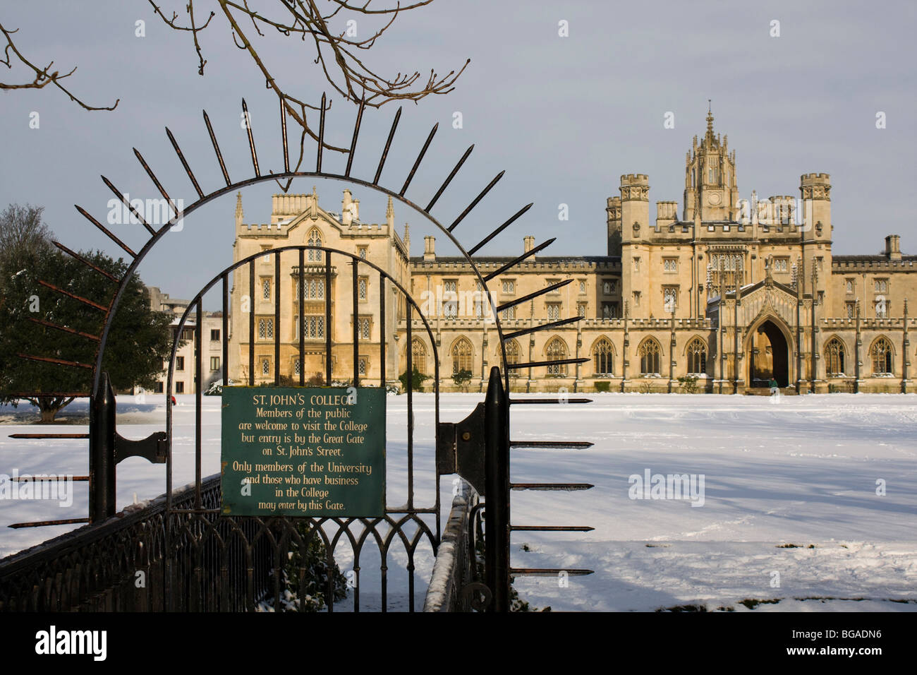 snow on ground Stock Photo - Alamy