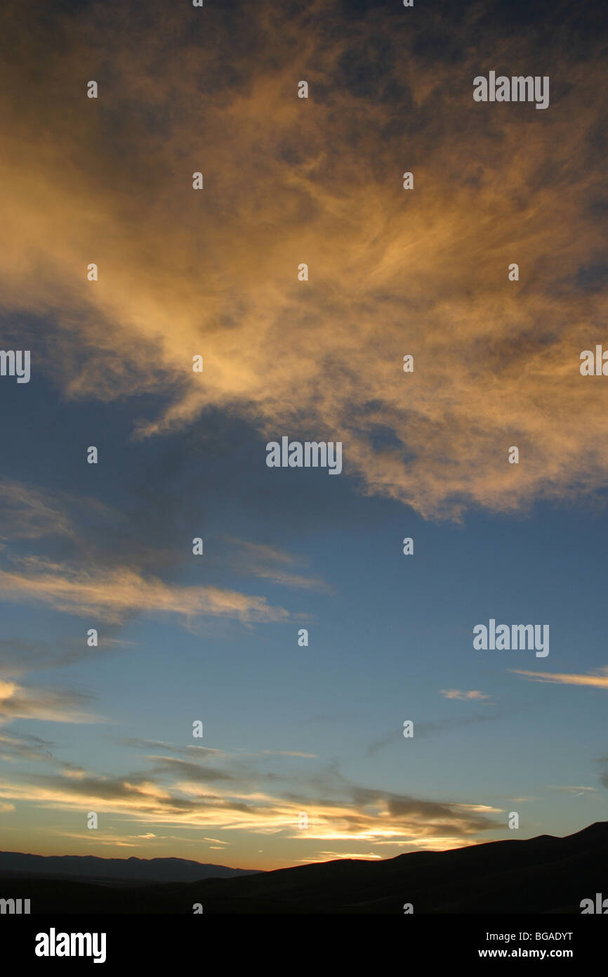 Sun set with colourful colorful sky Stock Photo - Alamy