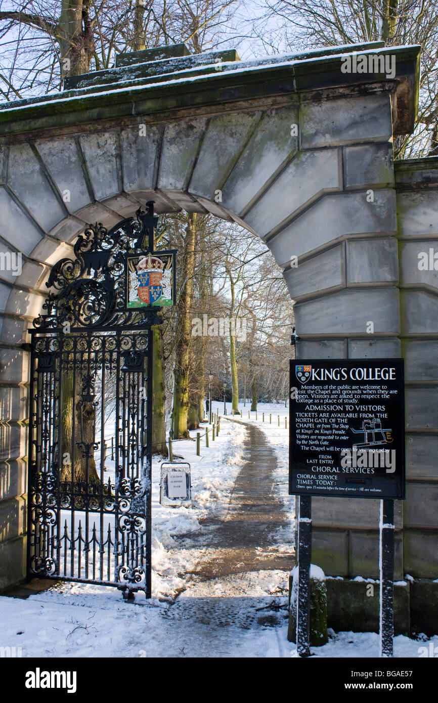 snow on ground Stock Photo - Alamy