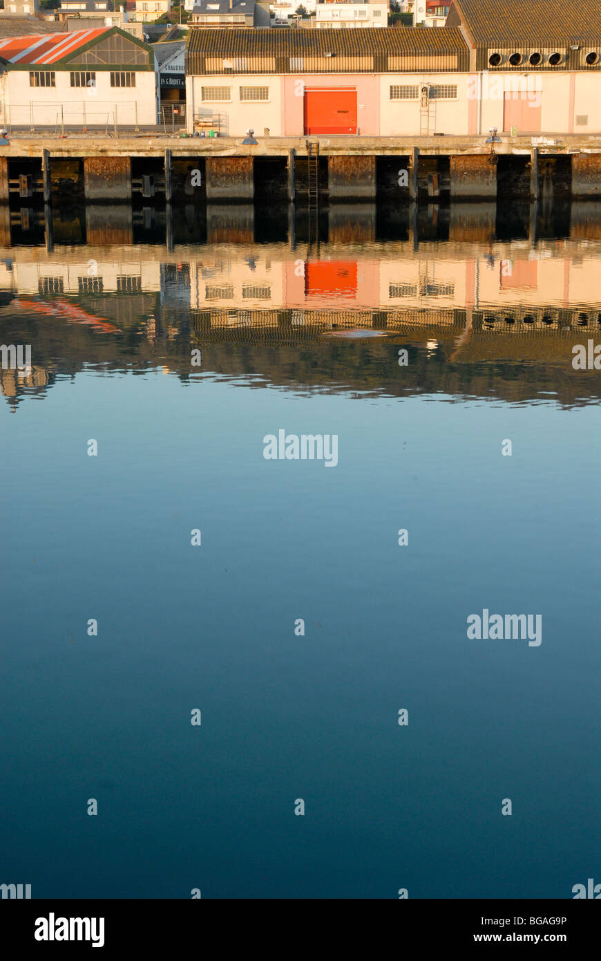 France normandy harbour hi-res stock photography and images - Alamy