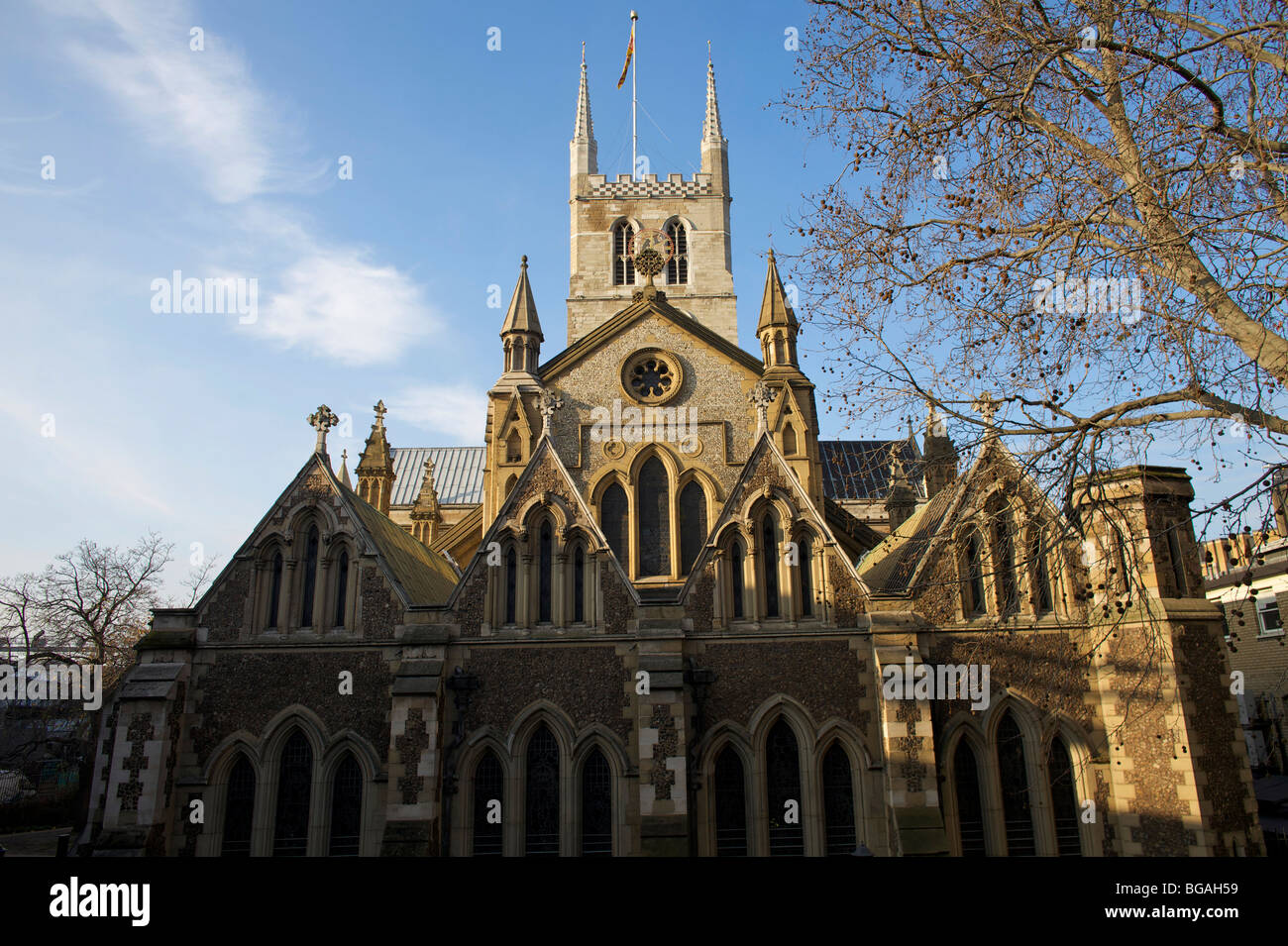 Southwark cathedral near London Bridge in London UK Stock Photo - Alamy