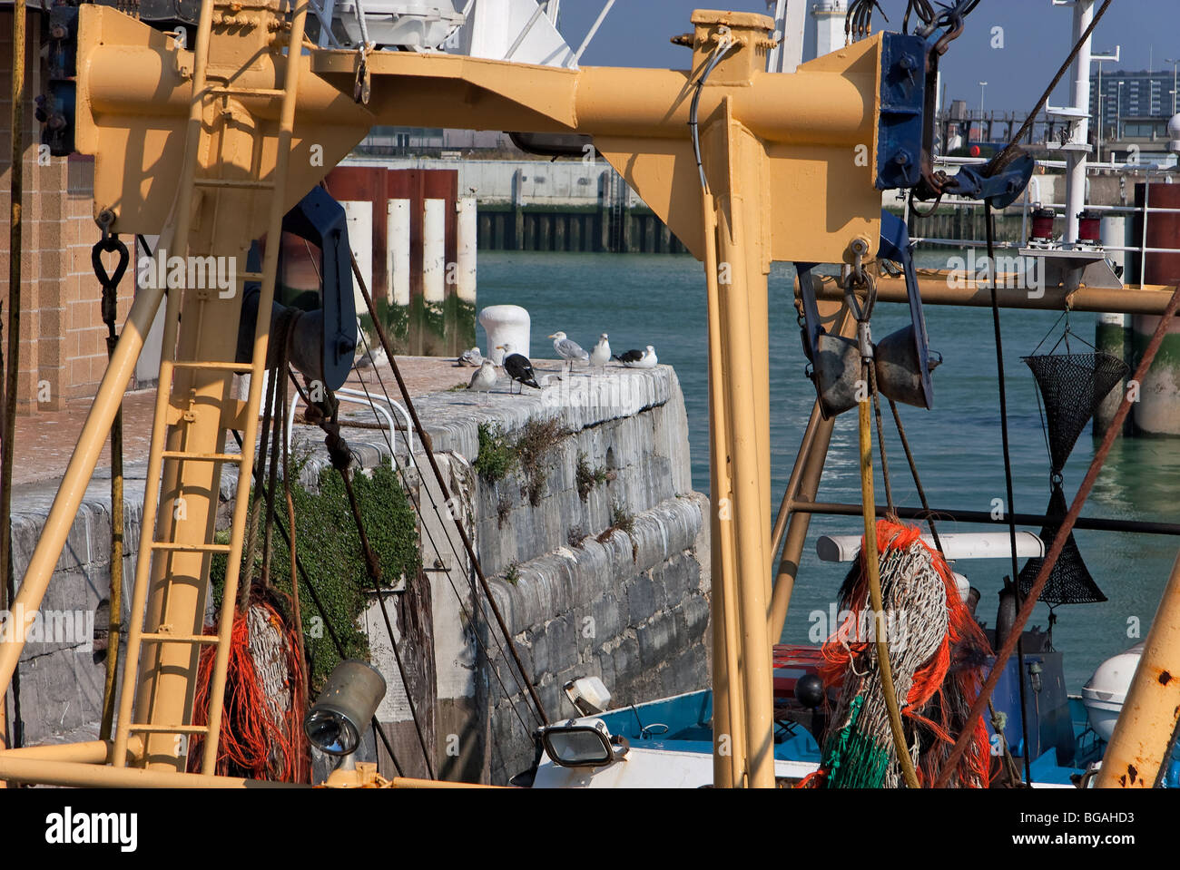 Ships Mast High Resolution Stock Photography and Images - Alamy