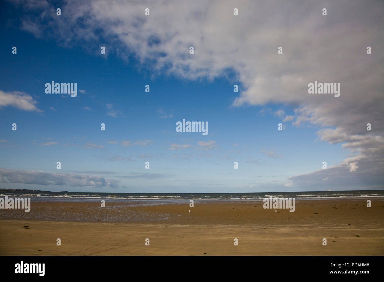 Red wharf bay anglesey coastline hi-res stock photography and images ...