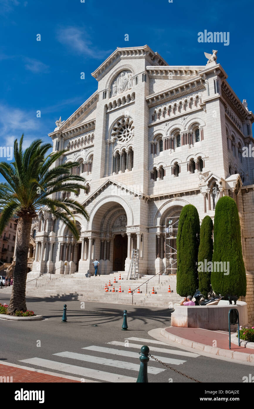 Past monaco hi-res stock photography and images - Alamy