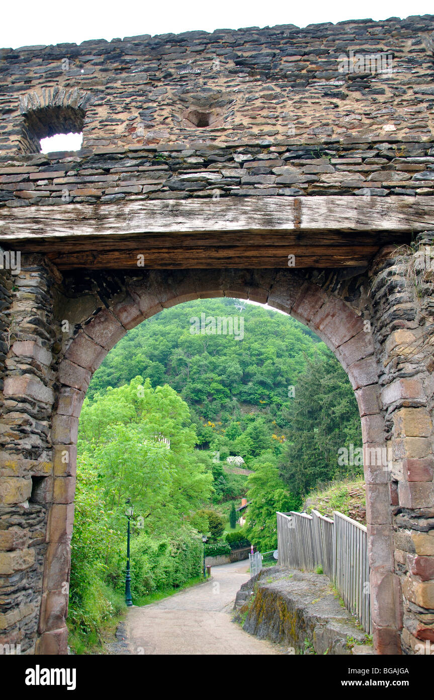 Medieval walkway hi-res stock photography and images - Alamy