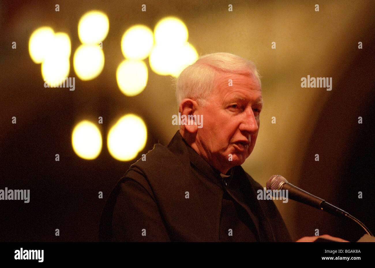 Cardinal basil hume archbishop westminster hi-res stock photography and ...