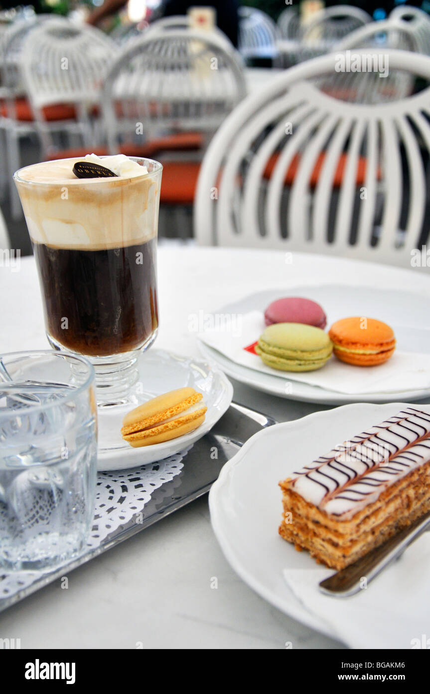 Cafe Oberlaa, Vienna, Austria Stock Photo - Alamy