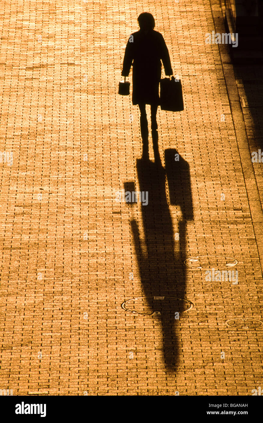 Woman shadow tokyo hi-res stock photography and images - Alamy