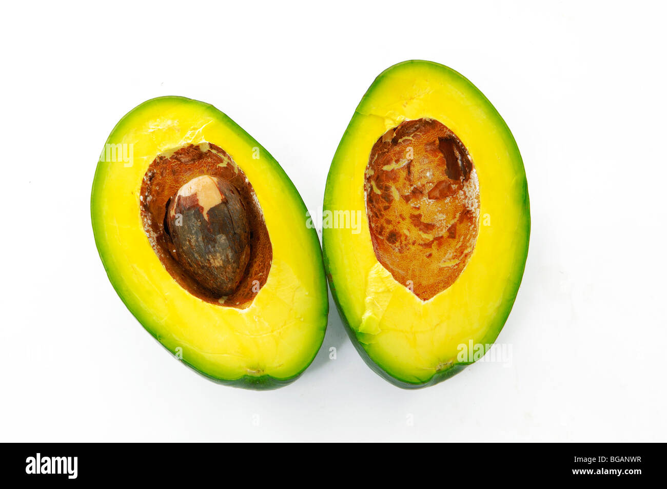 Avocado cross section hi-res stock photography and images - Alamy