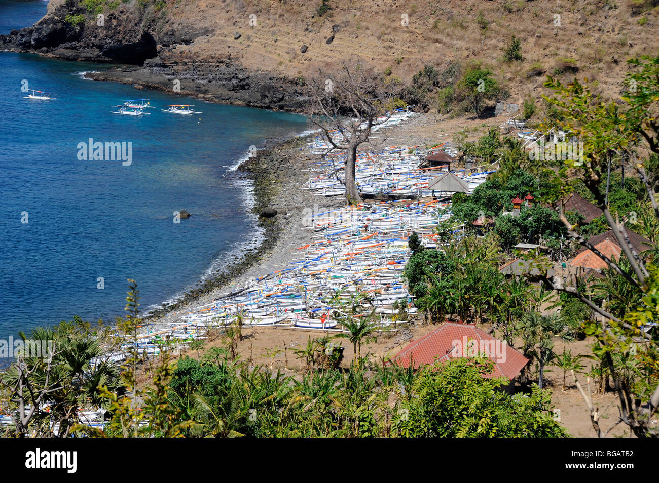 Traditional jukund fishing boat at Bunutan near Amed,muslim fishing ...