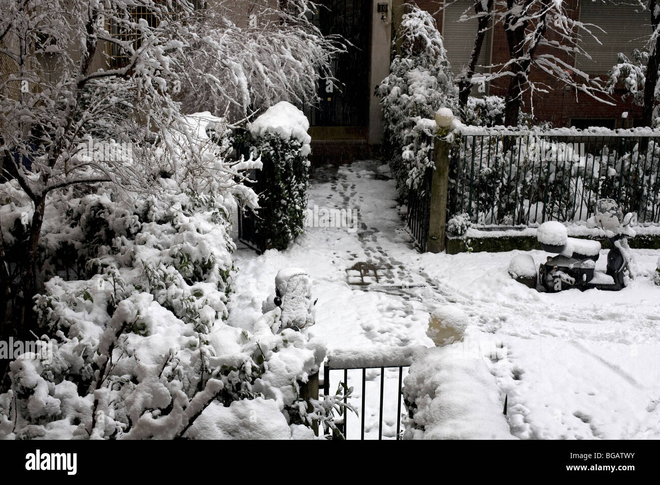 Snowfall in Milan Italy Stock Photo - Alamy