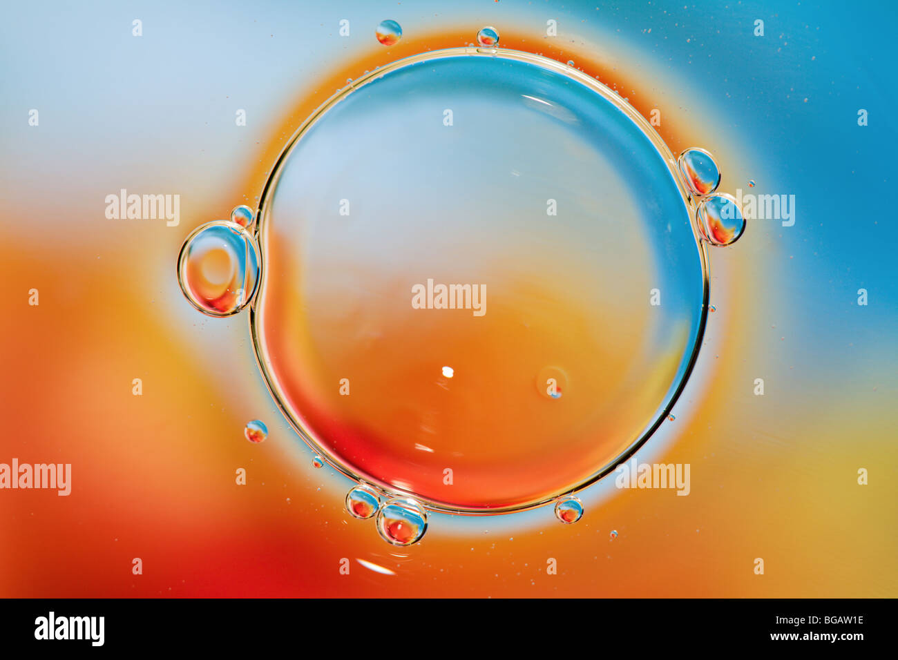 Abstract macro image of oil and water mixture Stock Photo - Alamy