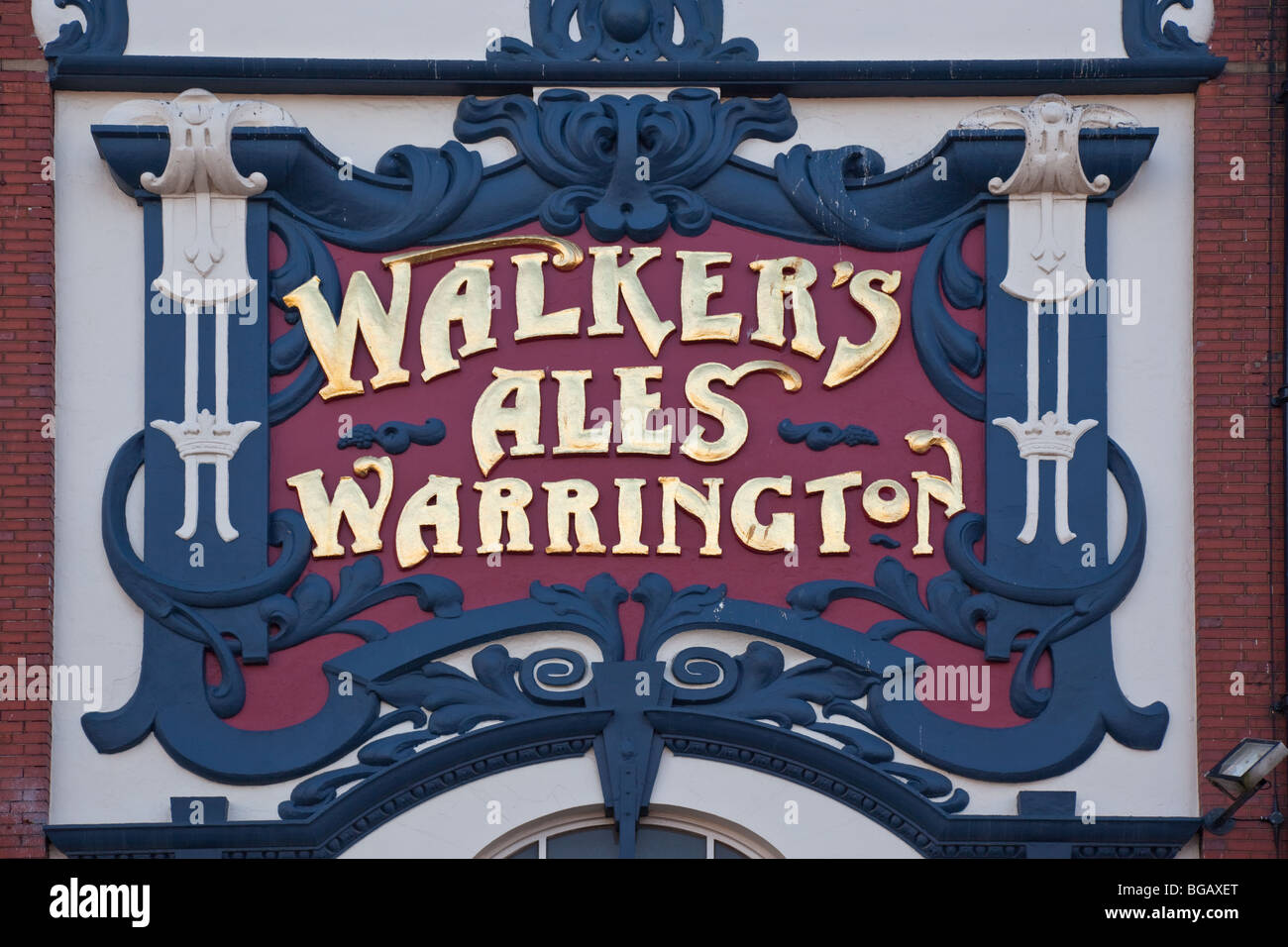 Walkers pub hi-res stock photography and images - Alamy