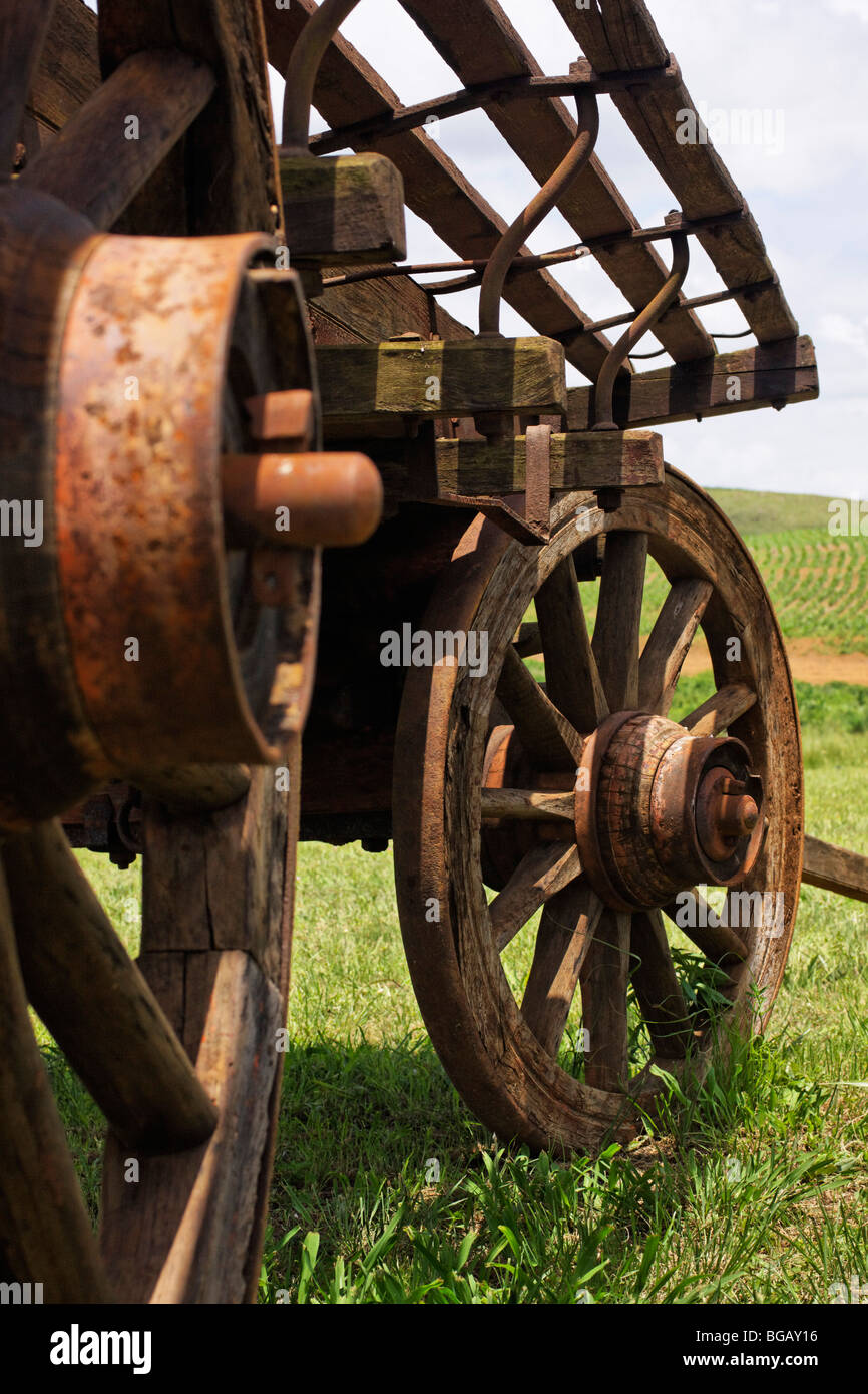 Wooden wheel old ox wagon hi-res stock photography and images - Alamy