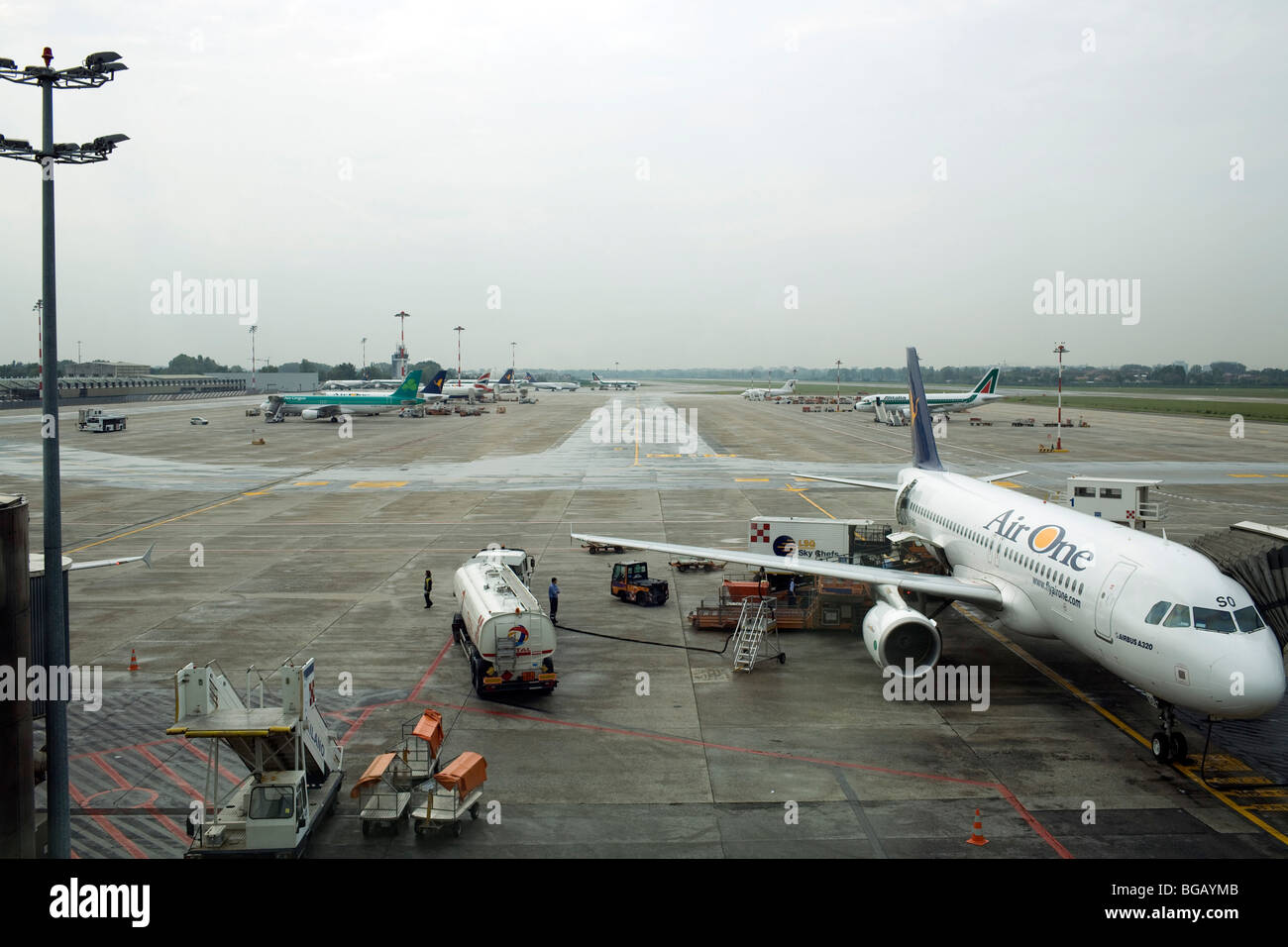 Linate airport hi-res stock photography and images - Alamy