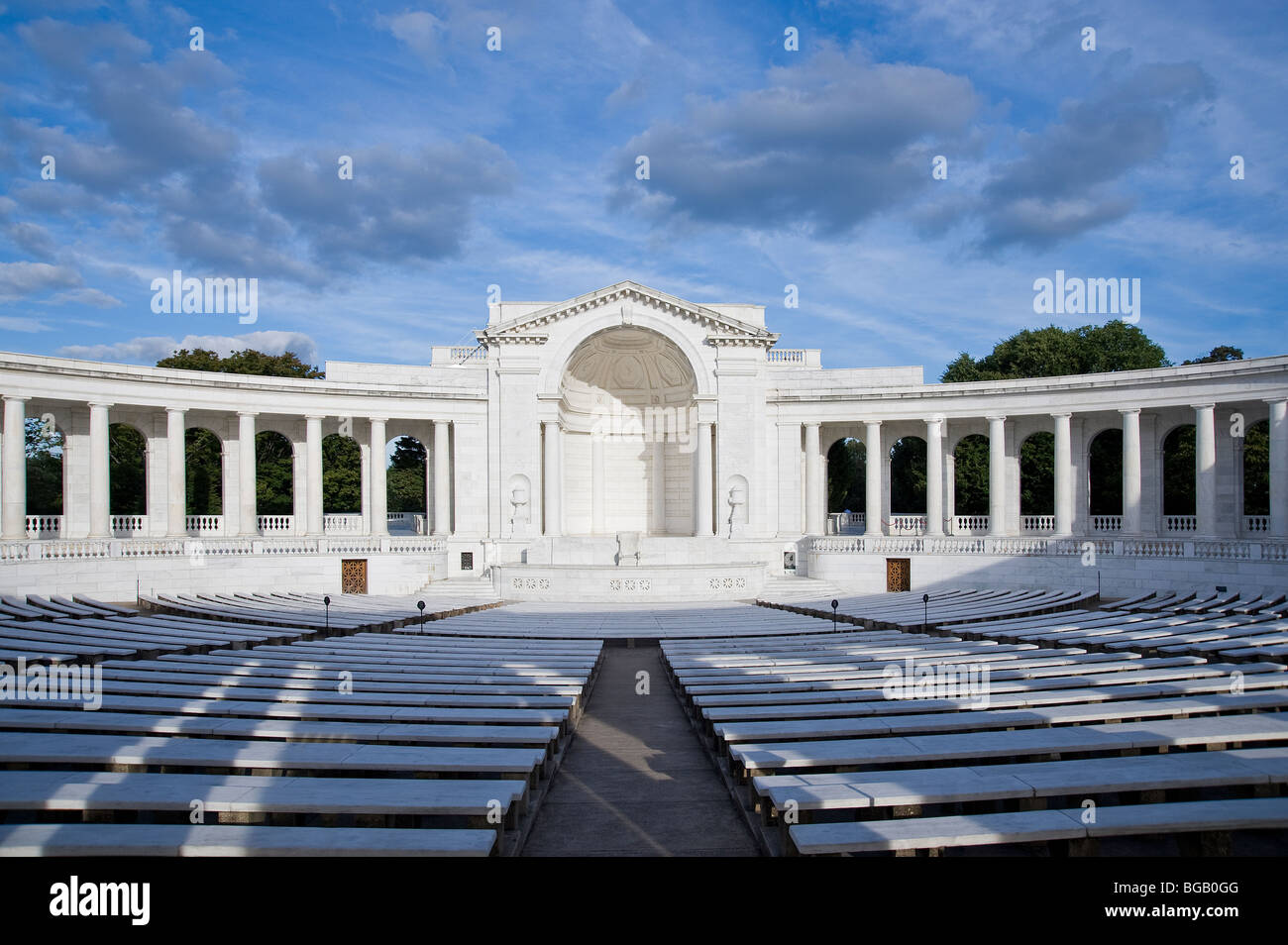 The Memorial Amphitheater, Arlington National Cemetery, Washington DC ...
