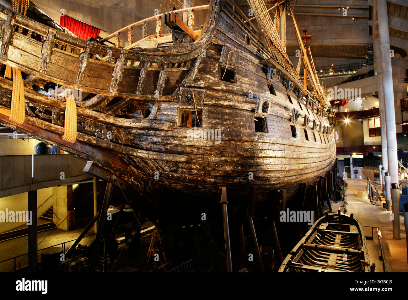 VASA MUSEUM, SHIP MUSEEM, INTERIOR, STOCKHOLM: The Warship Vasa was ...