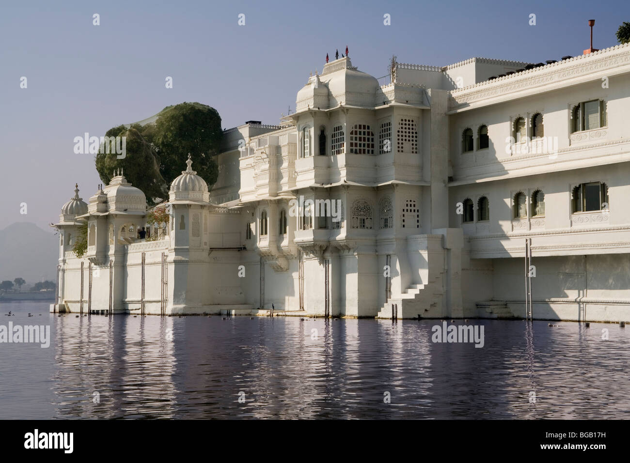 India Rajasthan Udaipur Lake Palace Stock Photo - Alamy